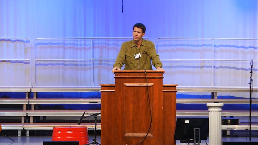Nathan Pearl speaking on "Marriage" at the 2014 Smokey Mountains ...