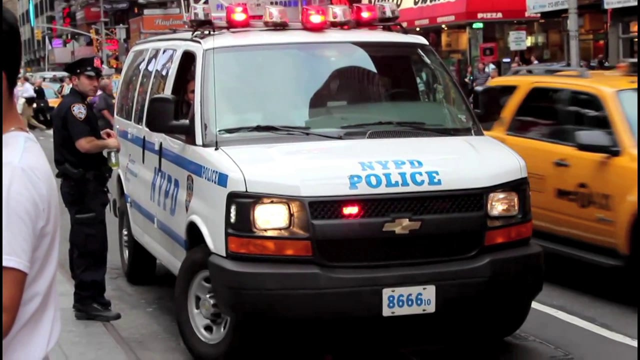 Jules Born - they love to shoot us on Vimeo