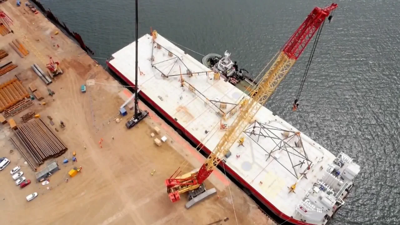 Subsea 7 Barge Loading Operation