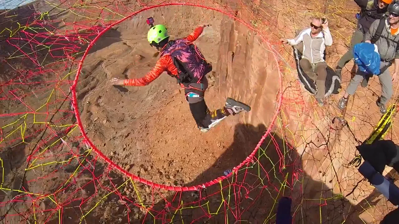 BASE jumping the Mothership Spacenet - Moab, UT 2014 on Vimeo