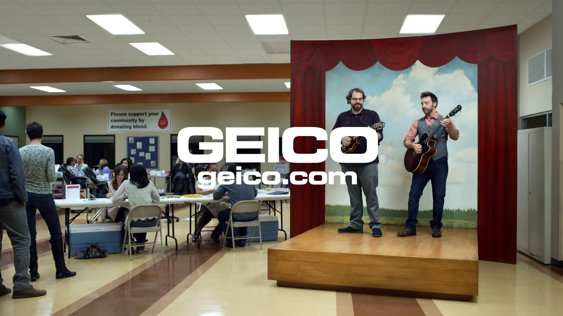 GEICO Dracula Commercial - Happier than Dracula Volunteering at a Blood ...