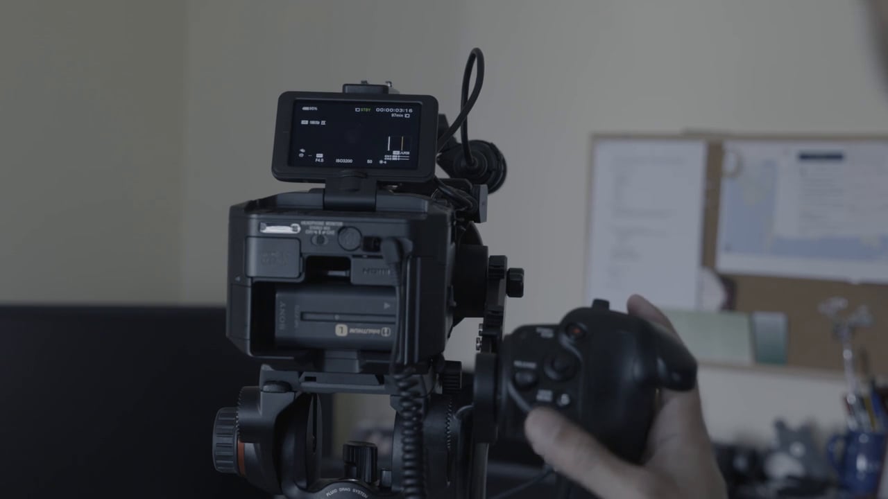 Sony FS7 Arm Grip on Sony FS700 on Vimeo