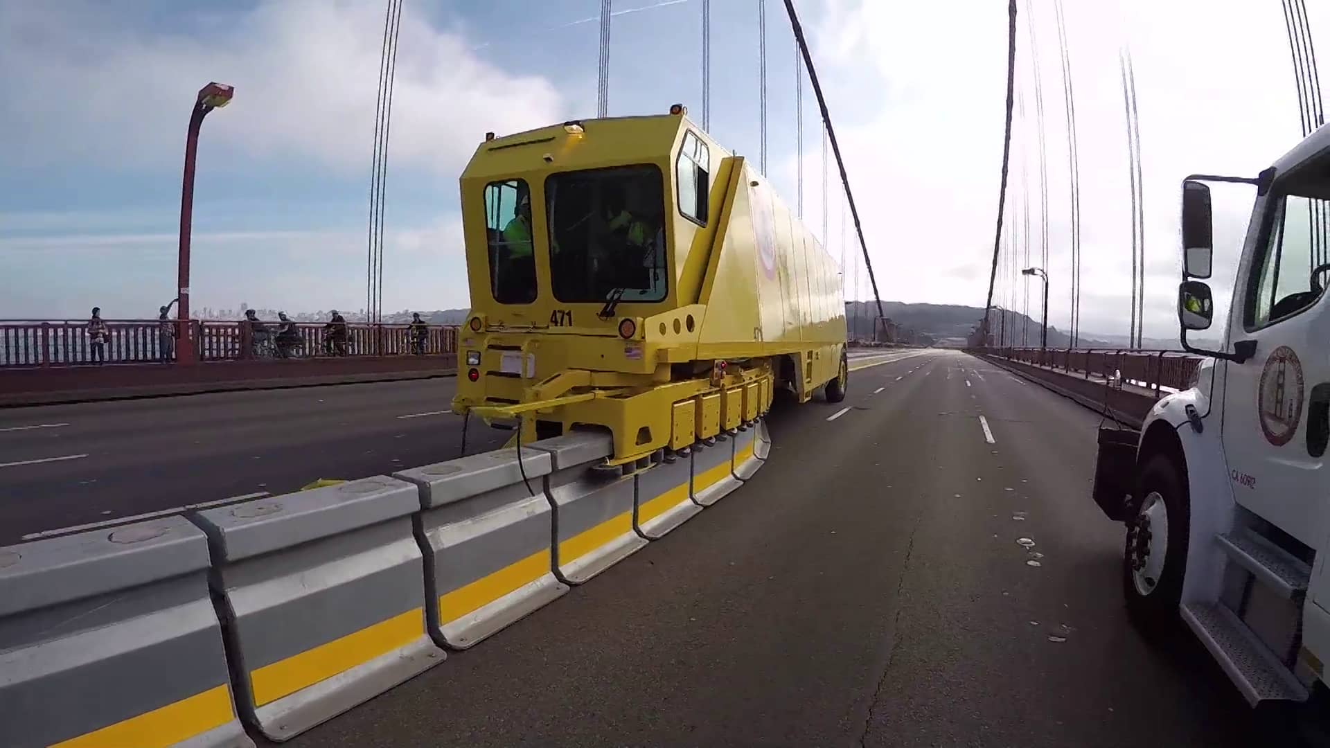 Zipper Truck in Action - Courtesy: Golden Gate Bridge District.MP4 on Vimeo