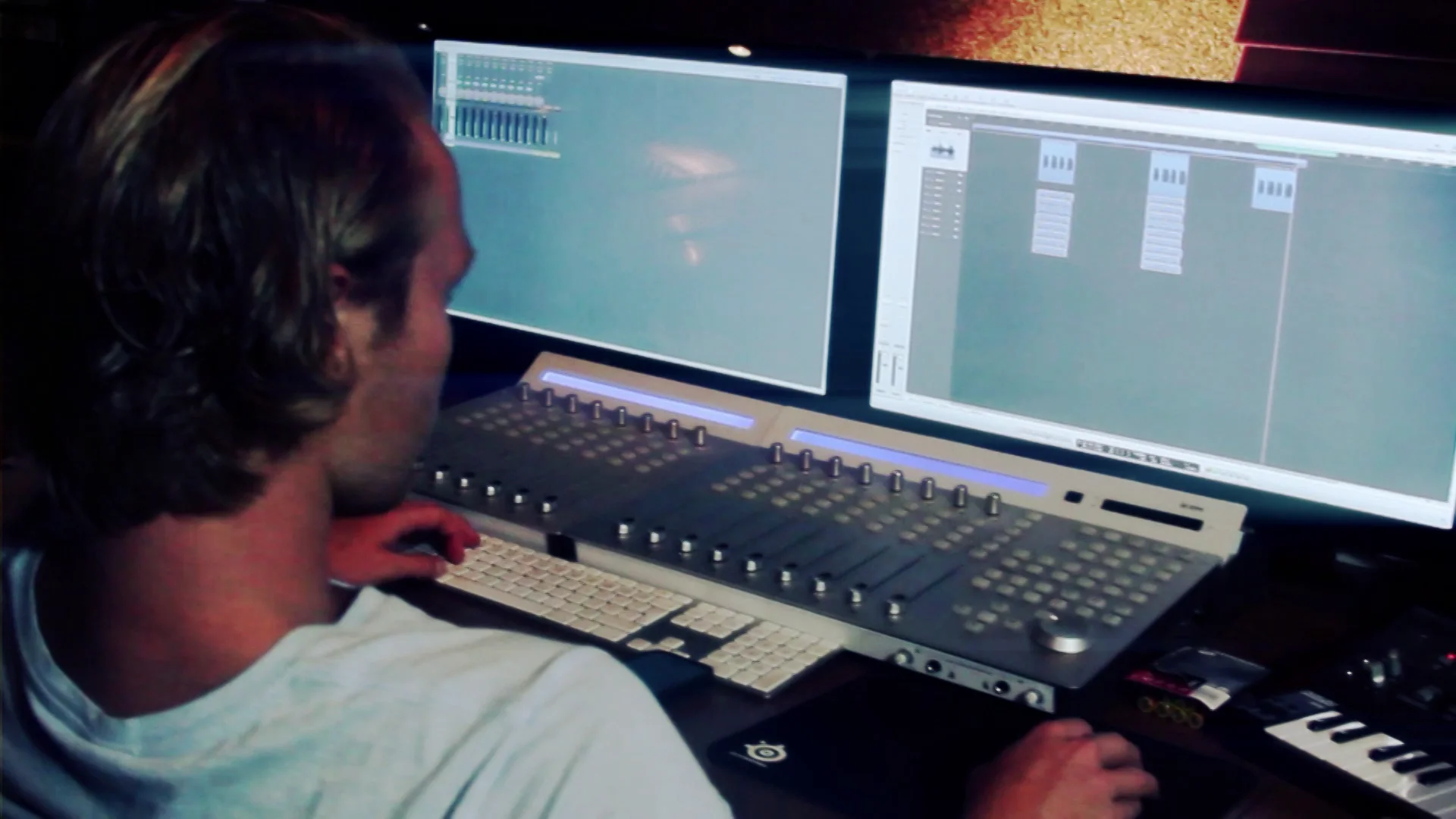 Tom Haver Backstage on Vimeo