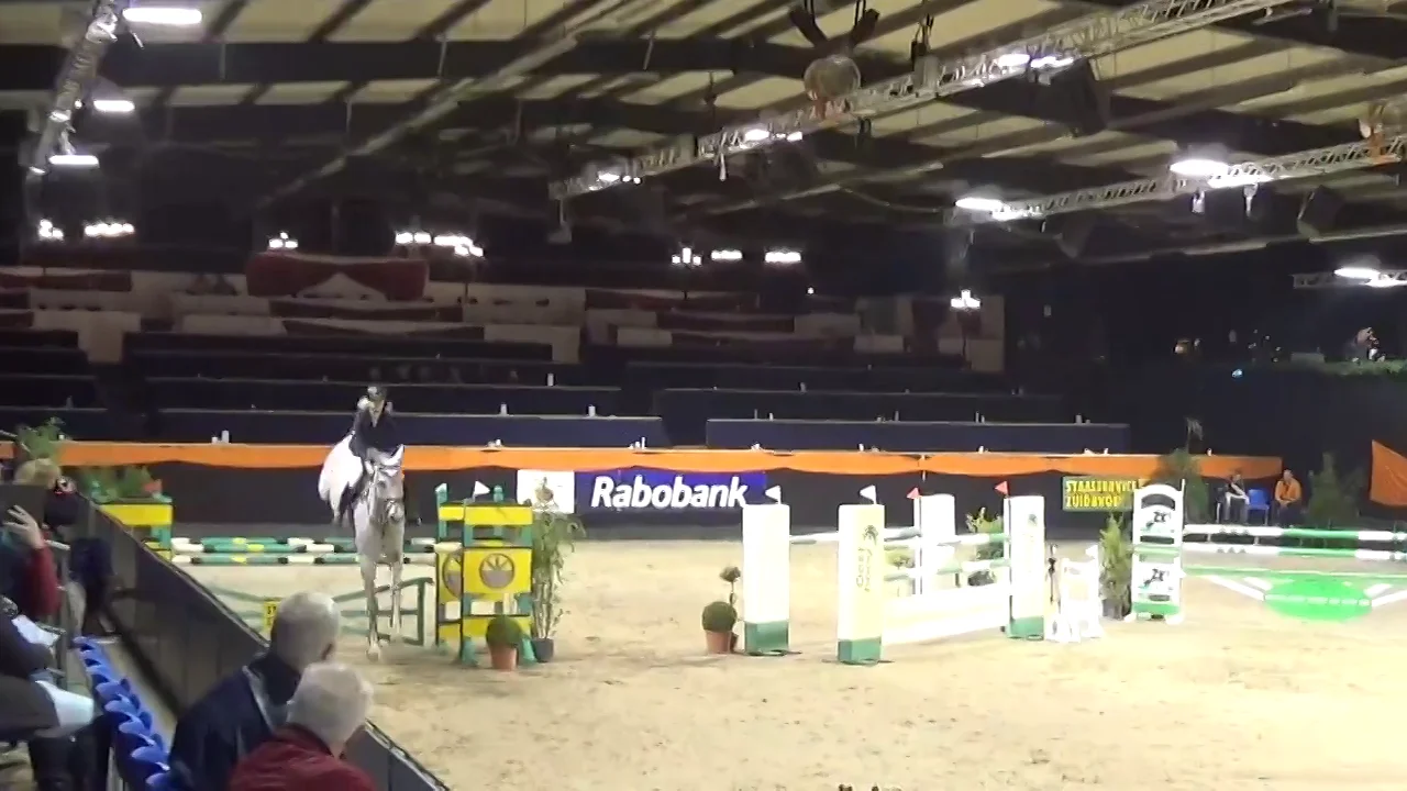 Zuidbroek-Nederland CSI2* & YH 11 y old Chamsin, with Maya Nikki Beard ...