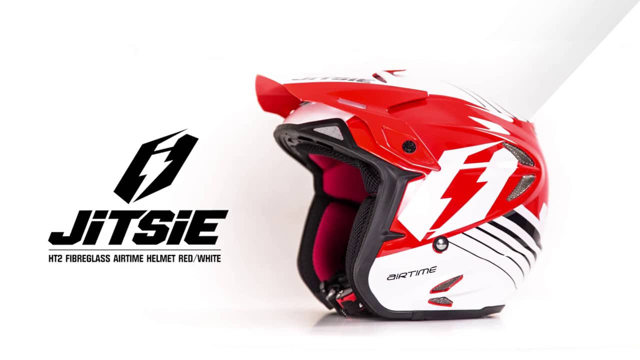 Jitsie HT2 fibreglass Airtime helmet red/white - Style and comfort combined! on Vimeo