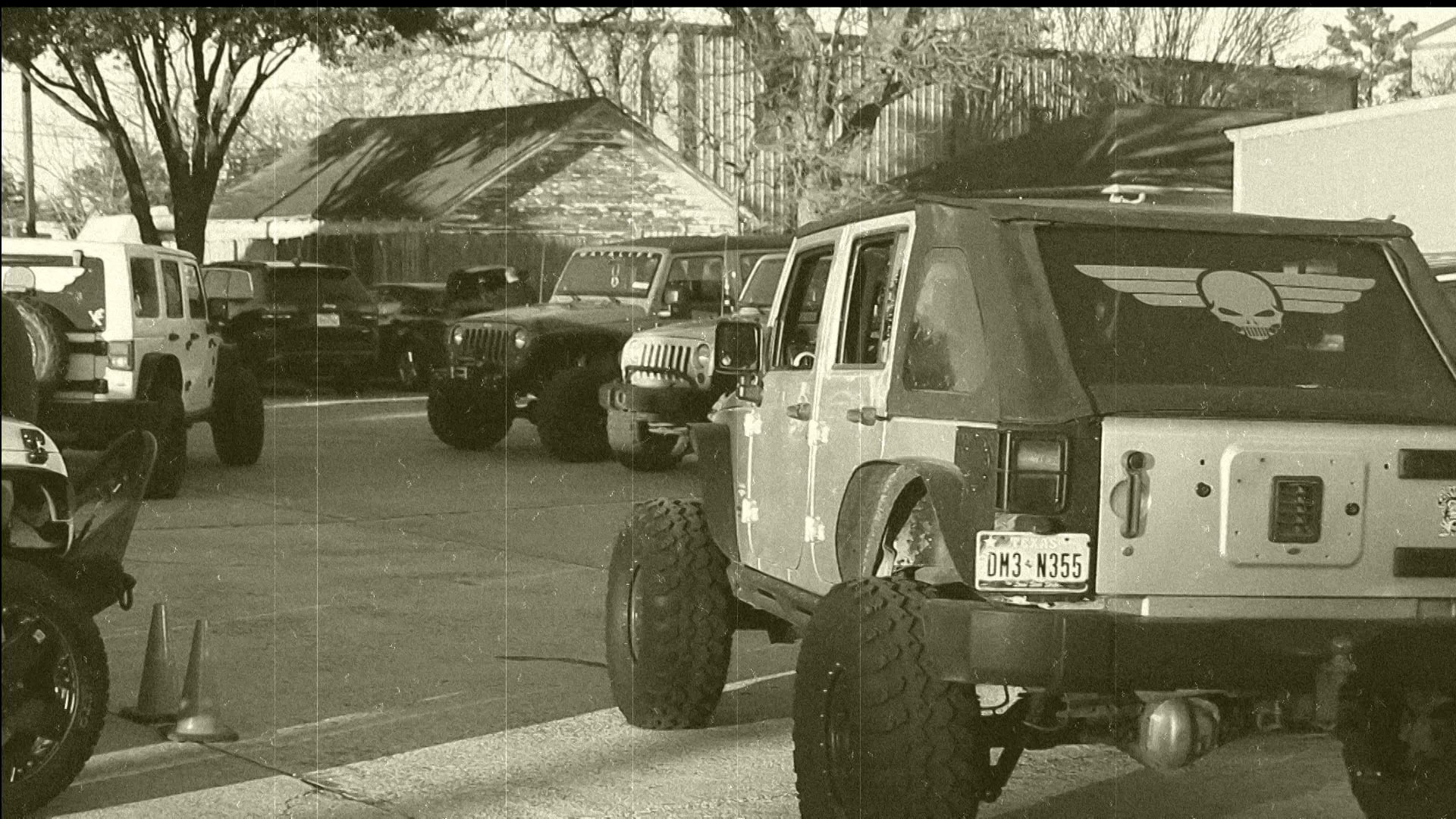 Jeep Meetup @ Outlaw Dave's on Vimeo