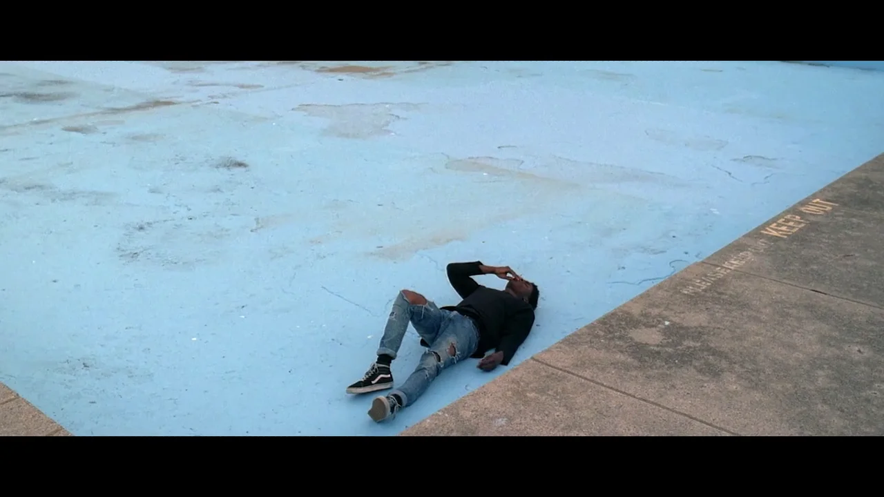 Daniel Caesar - Violet