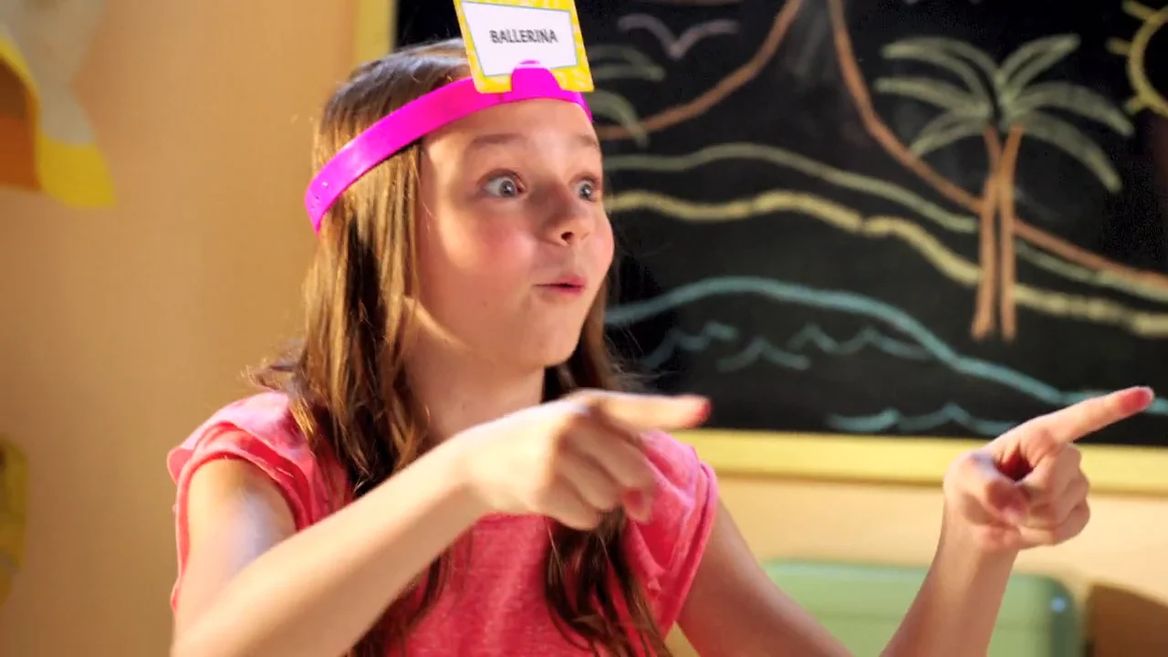 "Games" Commercials directed by James Wahlberg - Spin Master "Headbanz ...