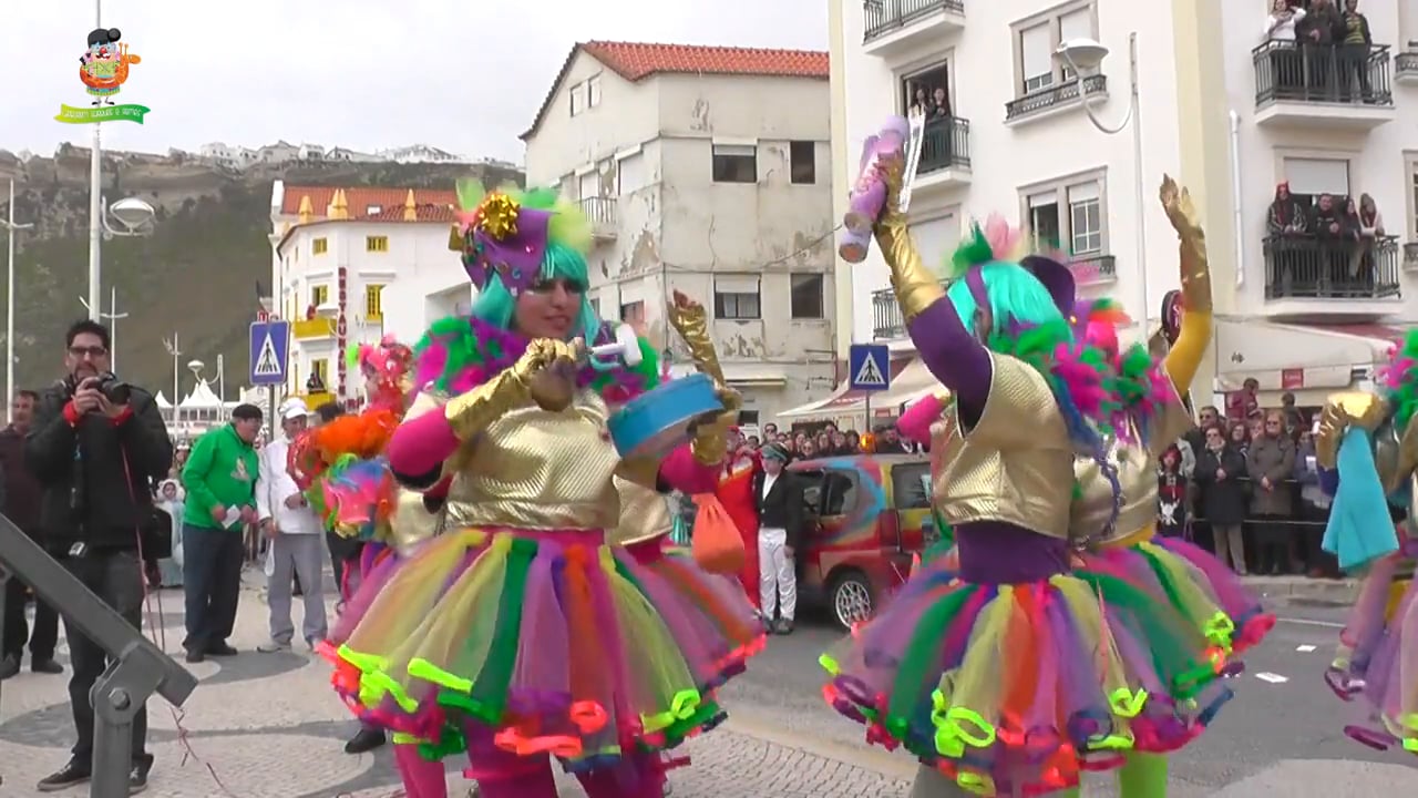 Carnaval da Nazaré - Desfile de Domingo 2015 on Vimeo