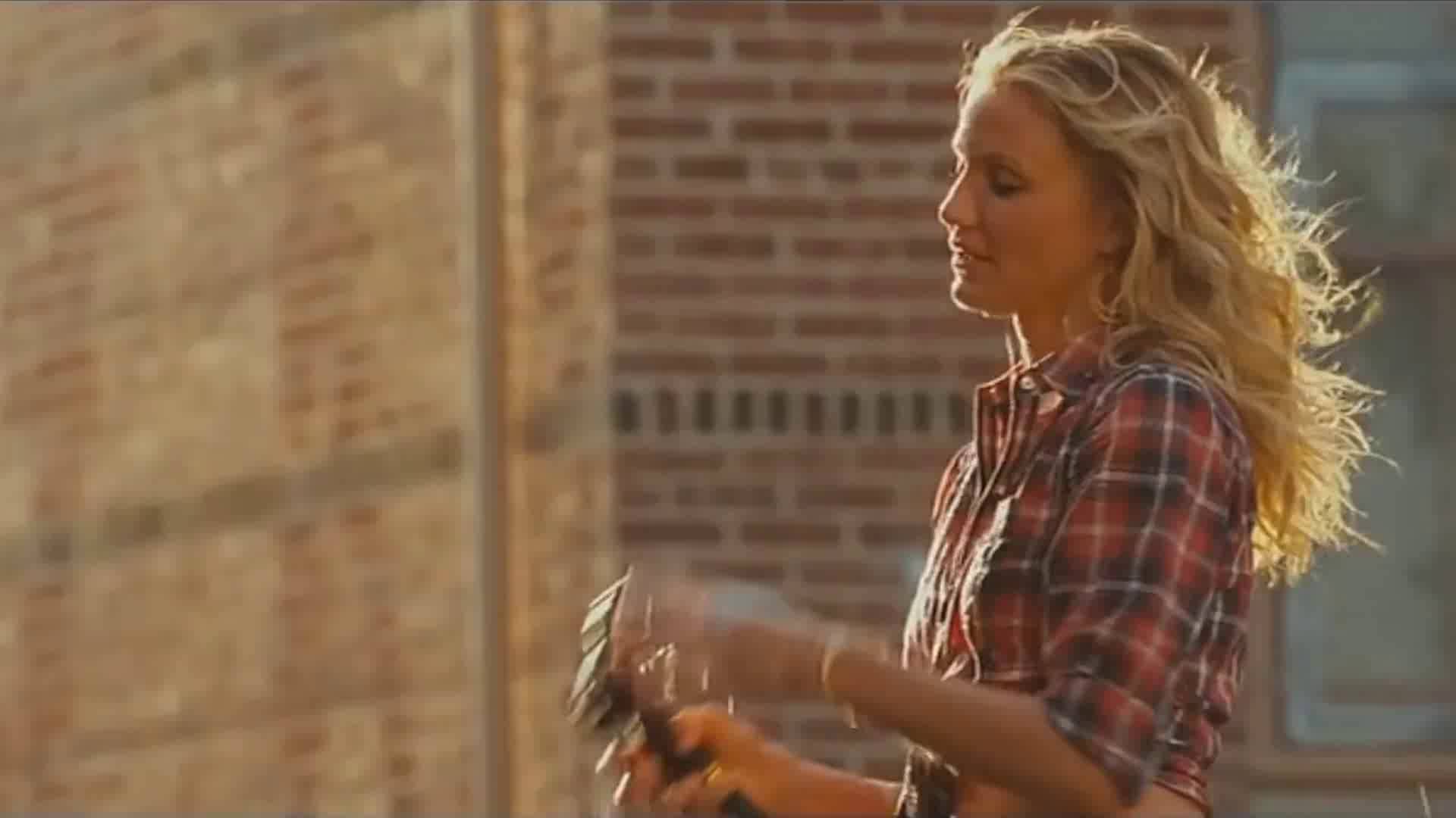 Cameron Diaz Car Wash on Vimeo