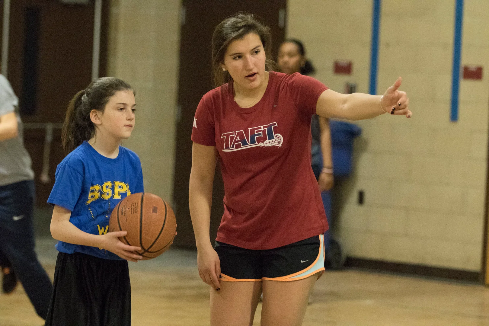 Girls' Basketball holds a skills clinic for the Waterbury Police ...