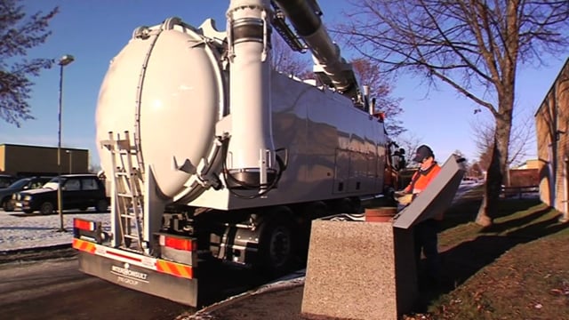 MOVAC - Mobile waste collection system by Envac on Vimeo