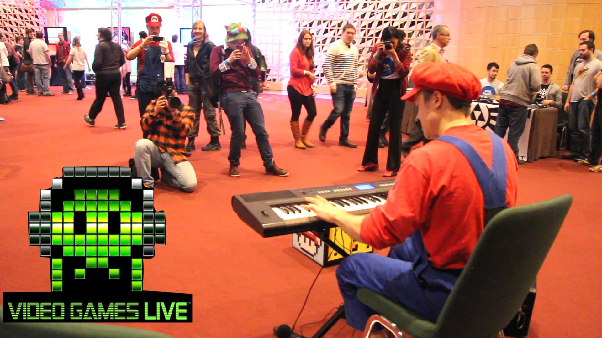 Mario Busker playing with Videogameslive on Vimeo