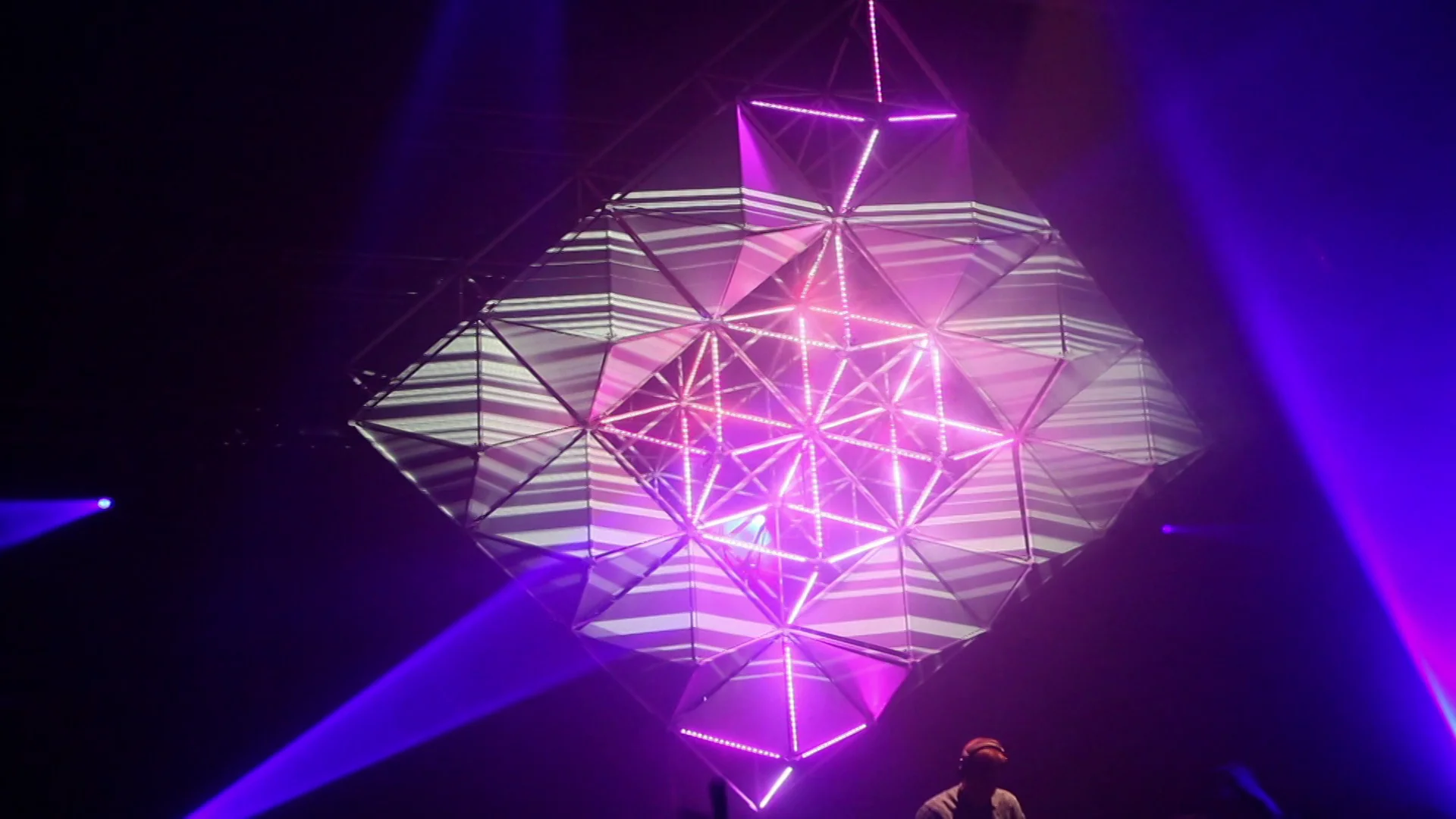 Modular projection mapping sculpture with integrated LED on Vimeo