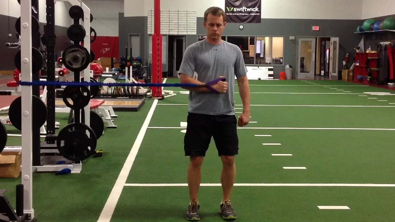 Resisted Band Internal Rotation @ Hip on Vimeo