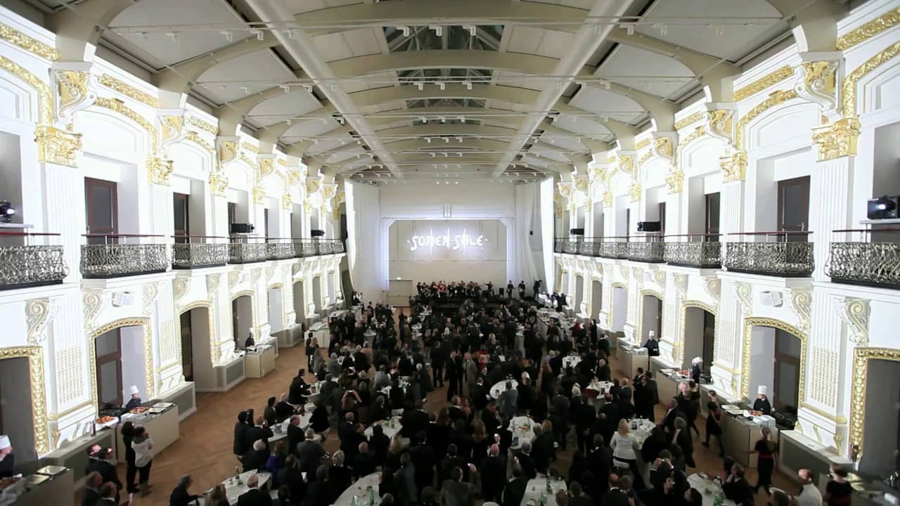 Re-opening of the Vienna Sofiensaal with 3D video mapping and ...