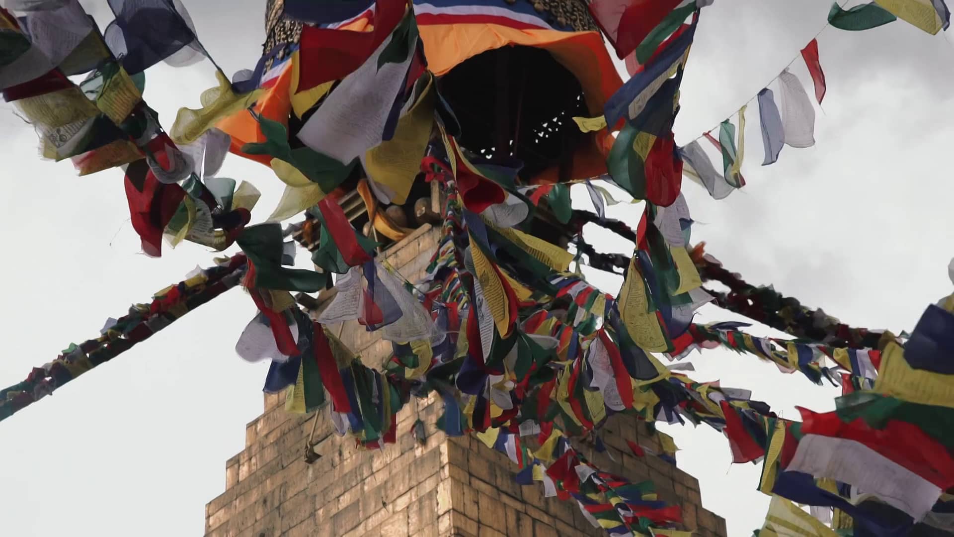 Tibetan Prayer Flags - Handmade in Kathmandu Nepal on Vimeo