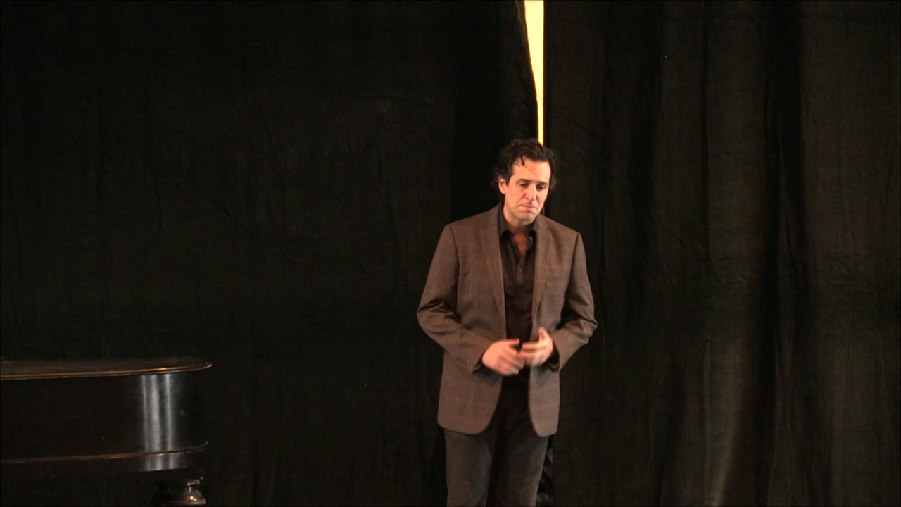 Leonardo Ferrando sings "Languir per una bella" by Rossini on Vimeo