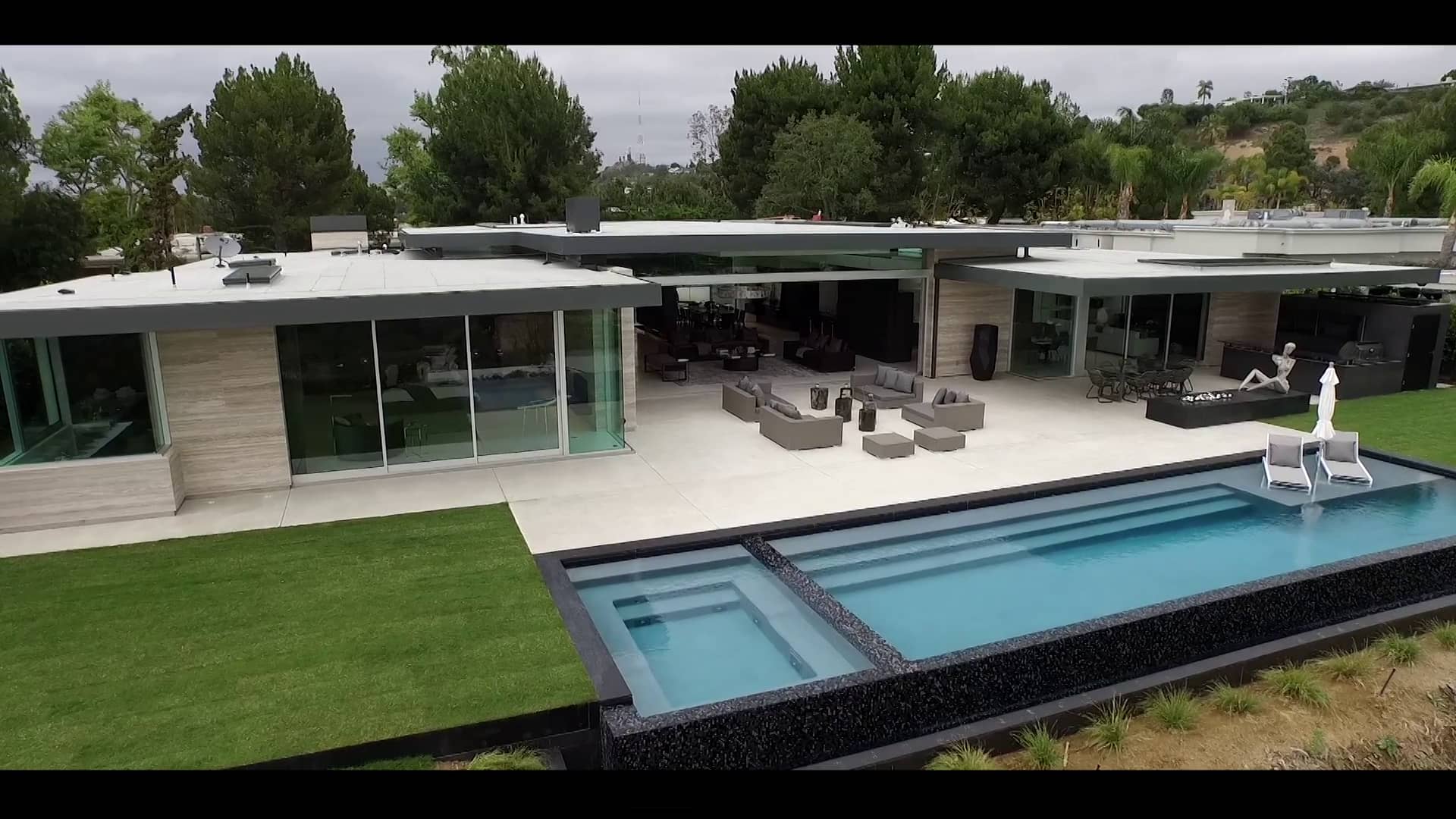 Josh Flagg • 1870 Carla Ridge Beverly Hills, CA 90210 • Virtual Tour on ...