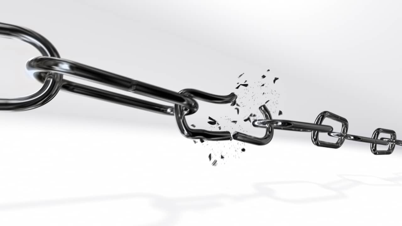 Chain Link Breaking on Vimeo