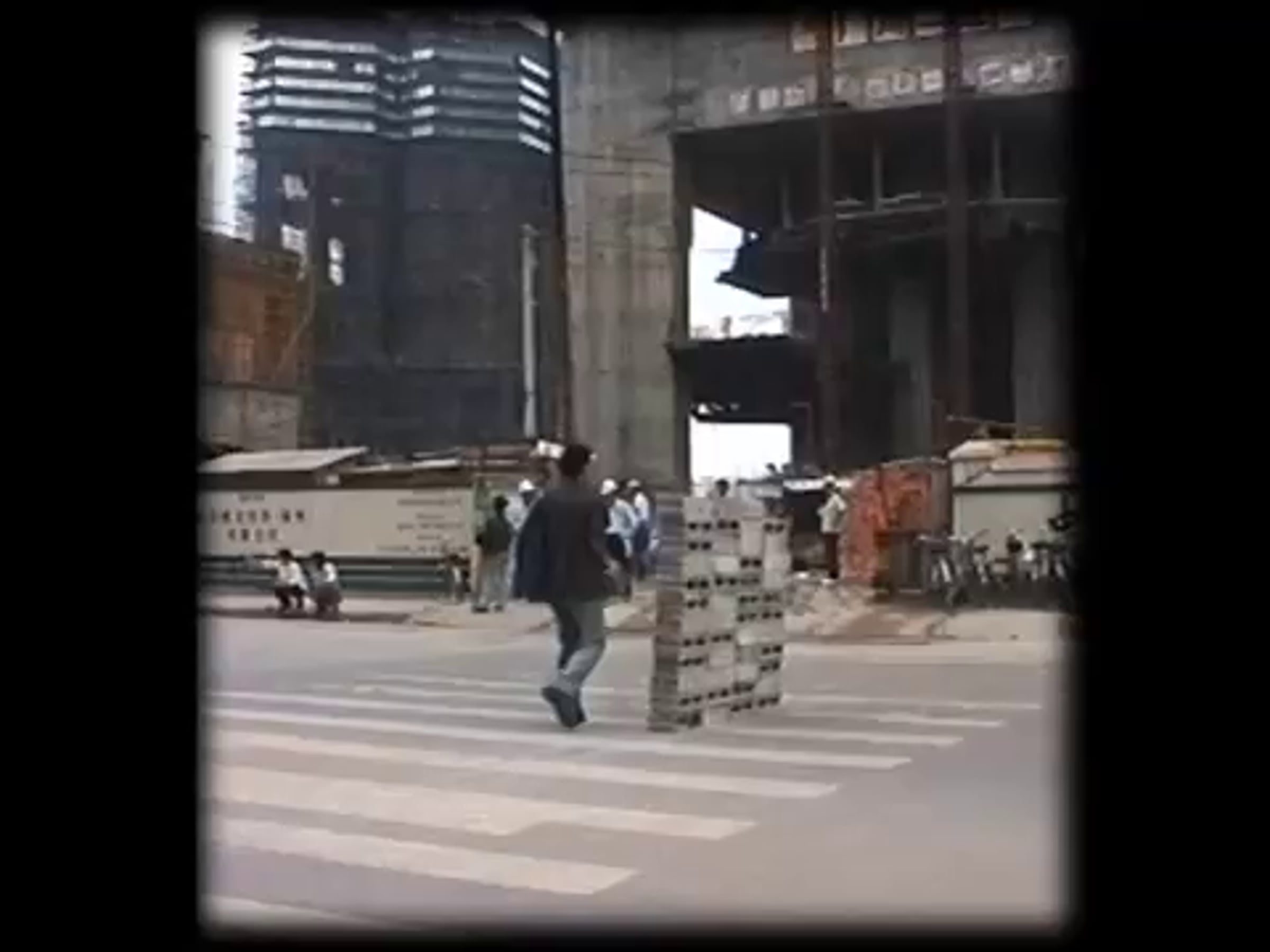 Lin Yilin, Safely Maneuvering Across Lin He Road, 1995