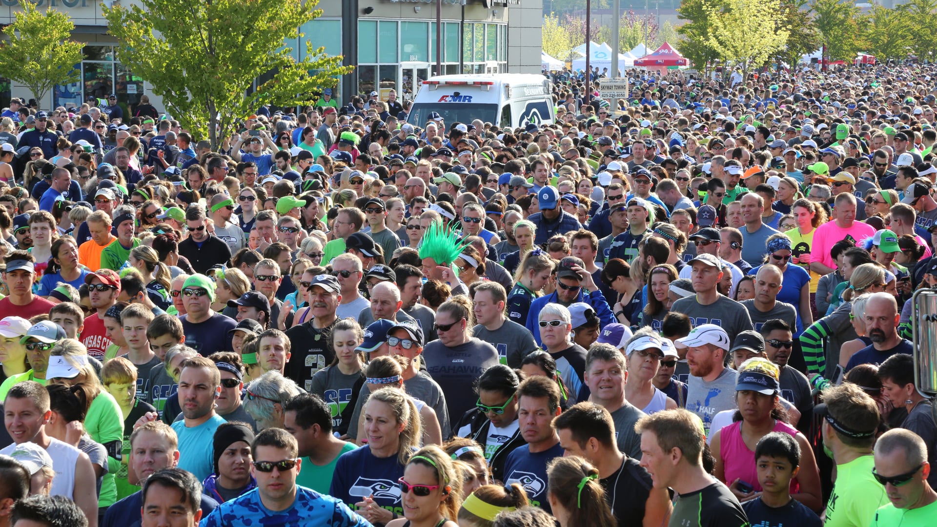 2015 Seahawks 12K Run At The Landing on Vimeo