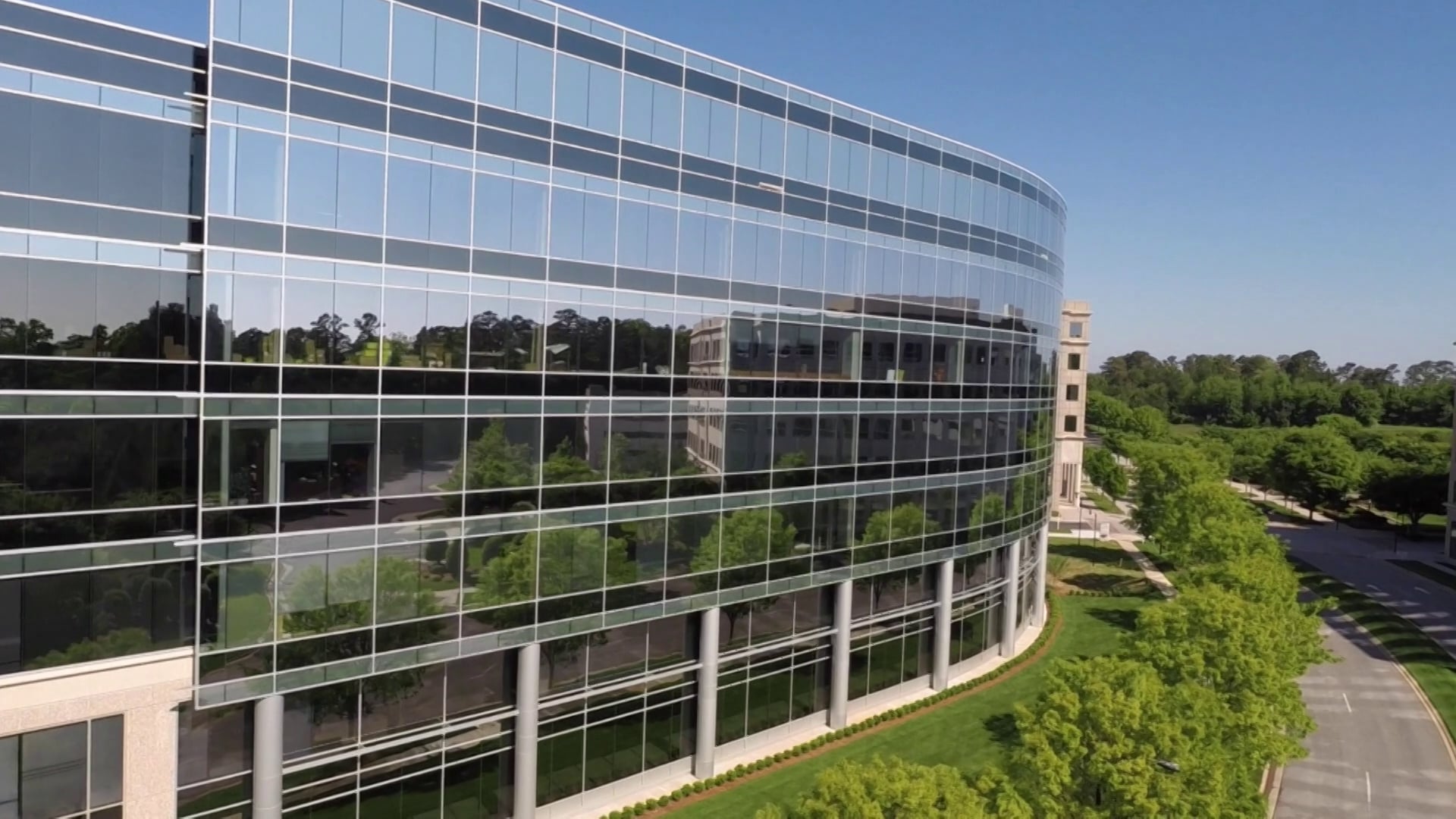 Real Estate Marketing - GlenLake 5 • Raleigh, NC • Highwoods Properties ...