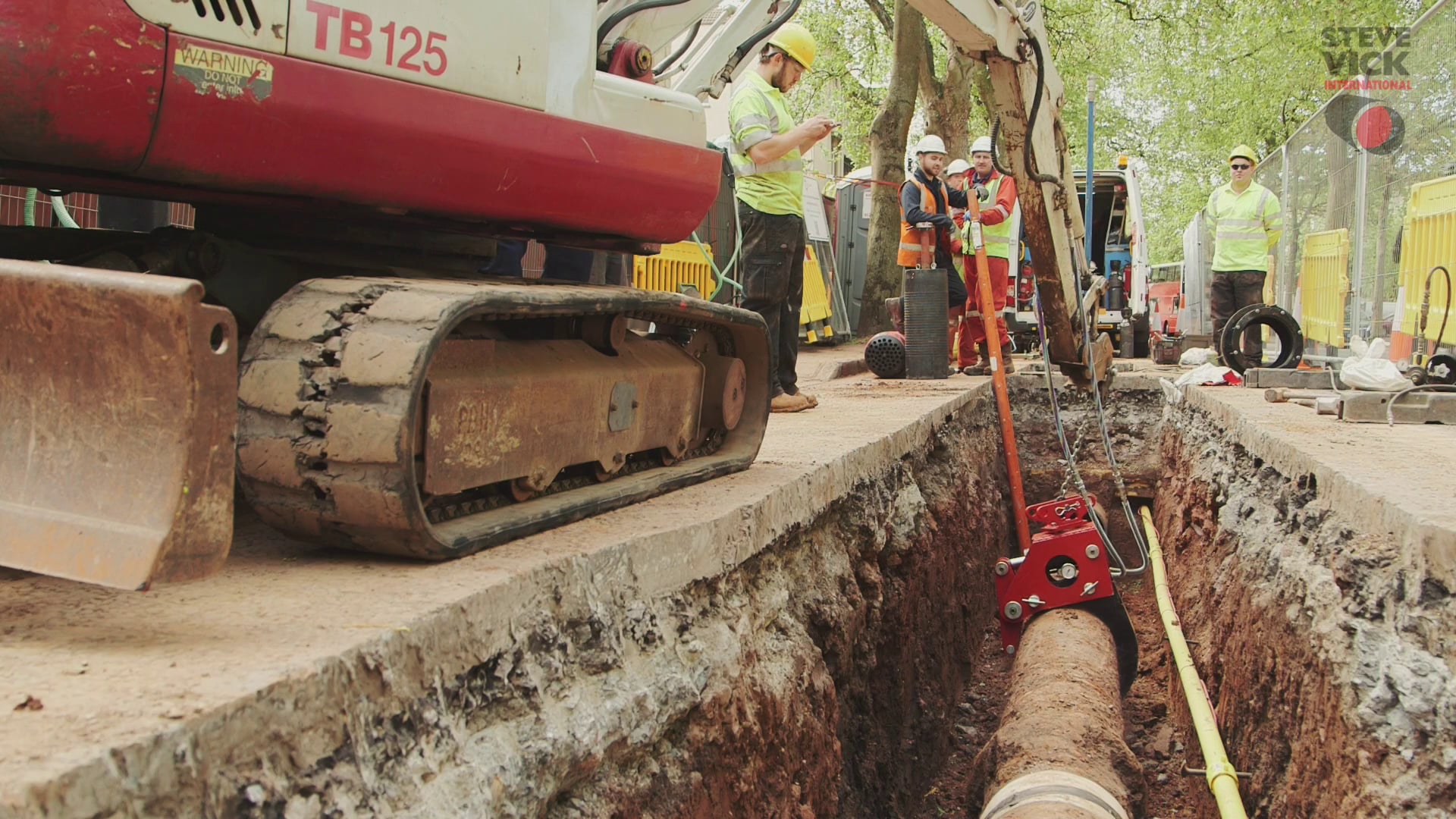 Macaw - Pipe Cracker - Large Diameter on Vimeo