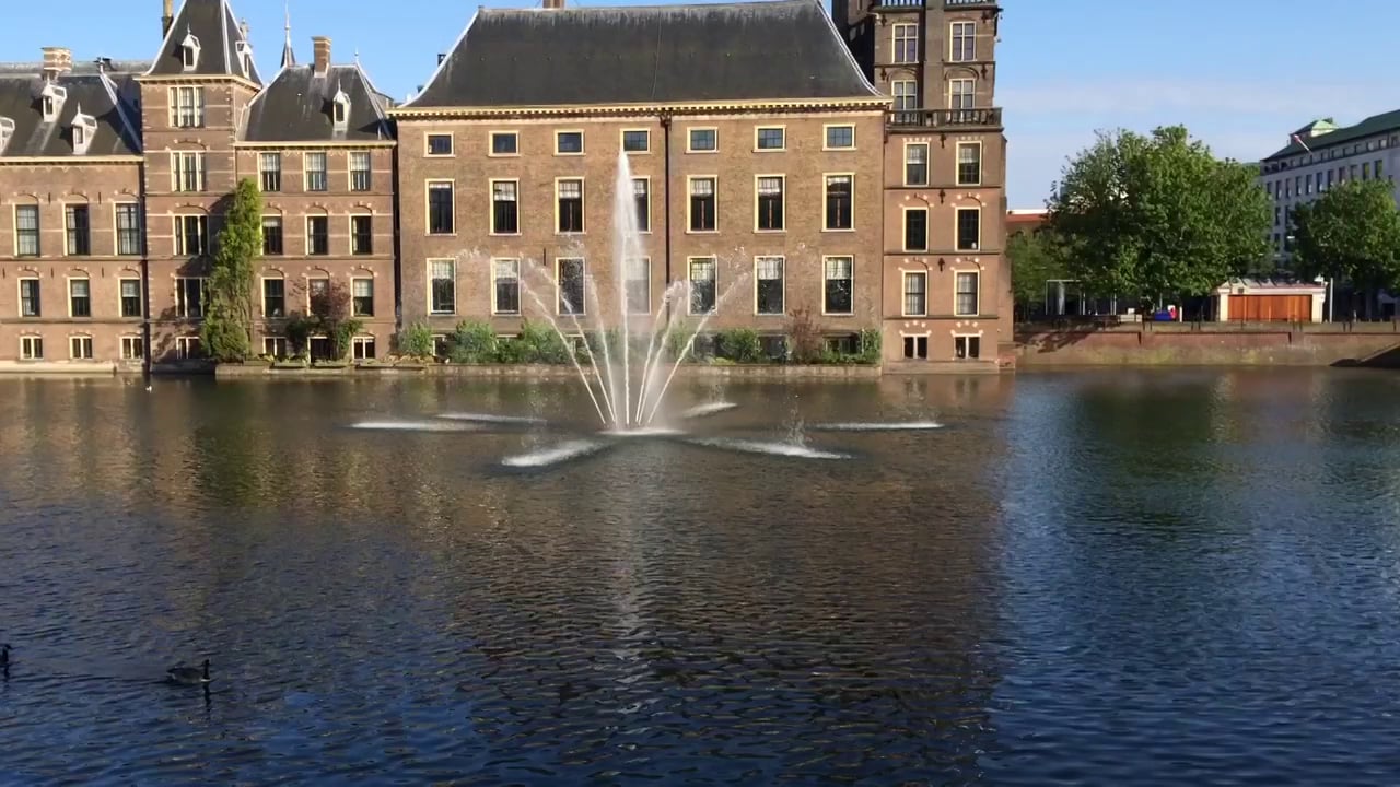 Hofvijver, den Haag, fontein on Vimeo