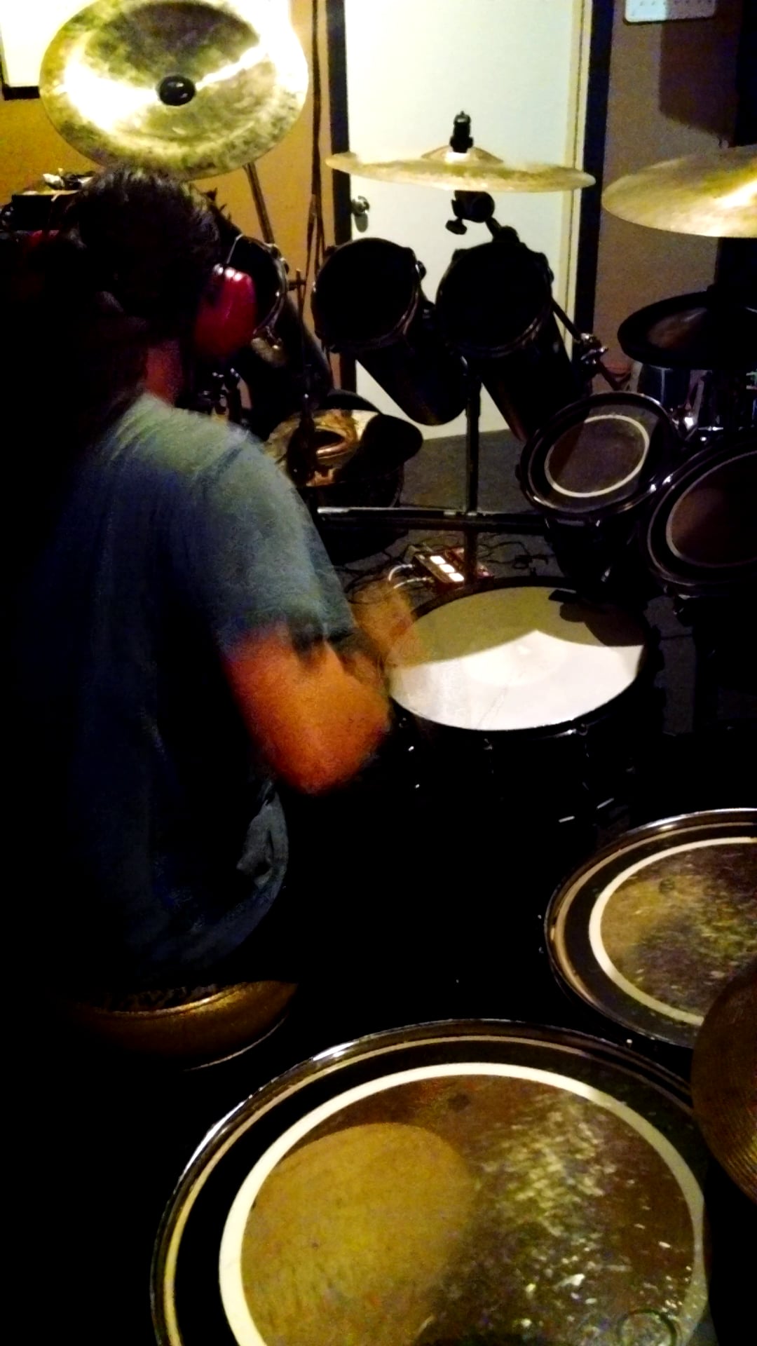 Sum Drum Bum drumming to The Gamble's upcoming releases on Vimeo