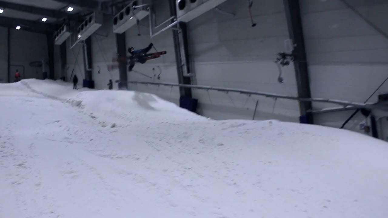 Snowplanet Morning w/ Luke Hughes and Jacob Tapper-Norris on Vimeo