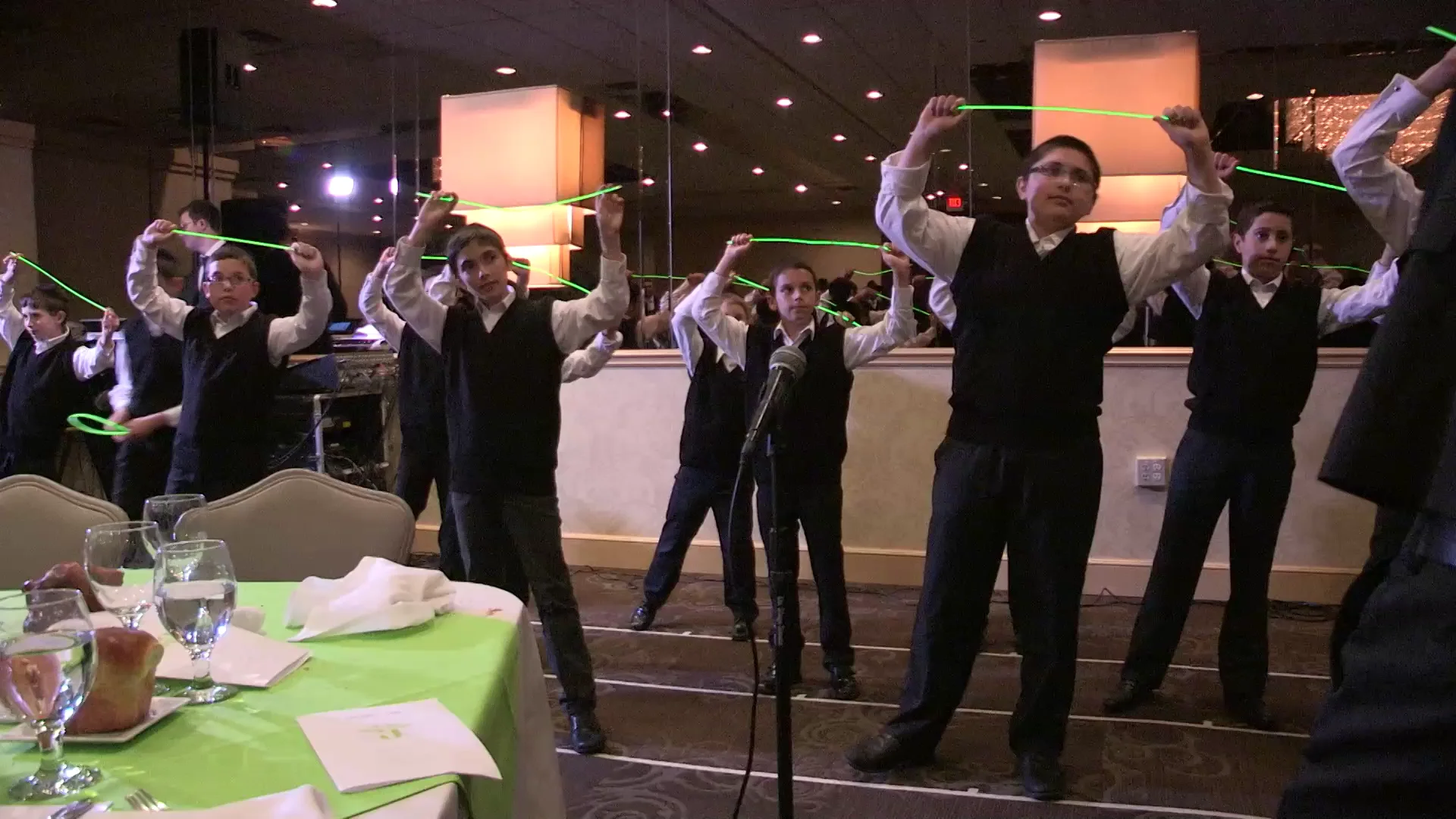 The Clifton Cheder Boys Choir 2015 with Yossi Newman on Vimeo