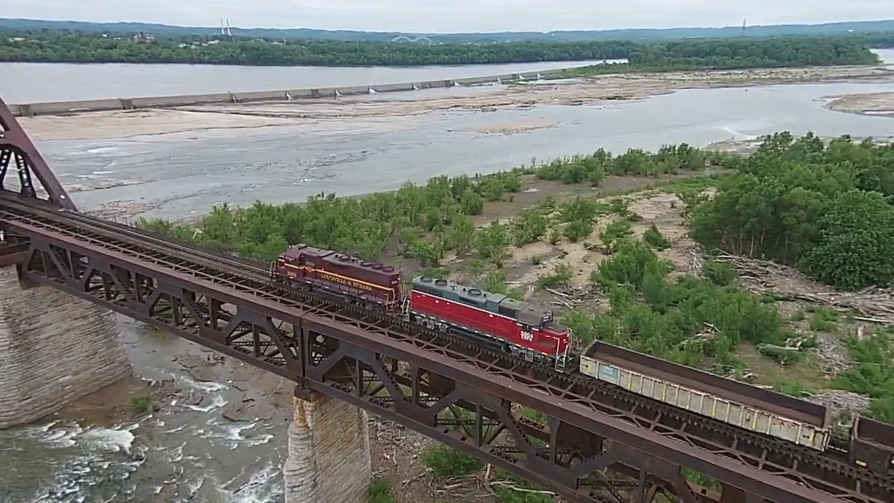 LIRC 2003 on 15th Street Bridge