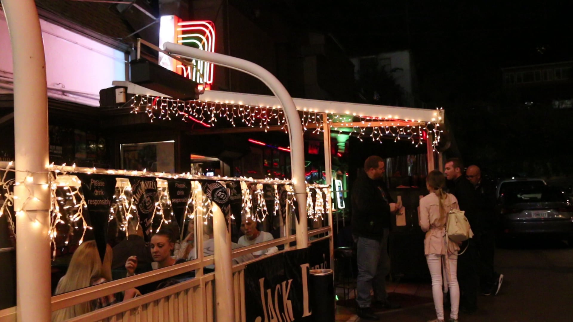 Rainbow&Roxy on Vimeo