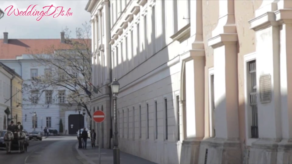 Niki & Ash - Love Me Like You do on on Vimeo