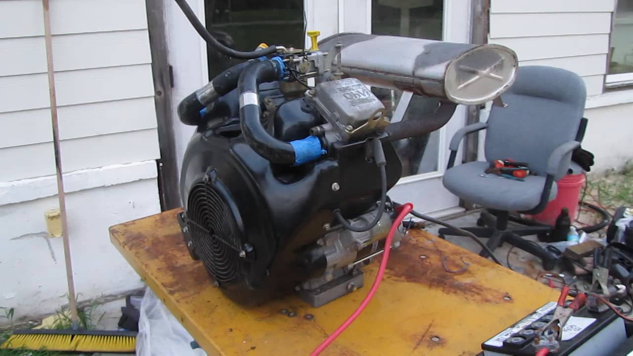 Generac Horizontal V-Twin OHVI 990cc 33hp Engine RUNNING on Vimeo
