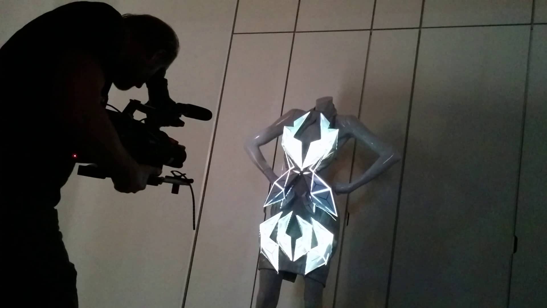 PROJECTION MAP DRESS test on Vimeo