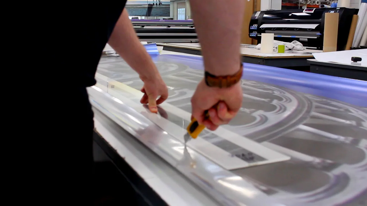 Metallic Wallpaper for Tony Ageh (BBC) on Vimeo