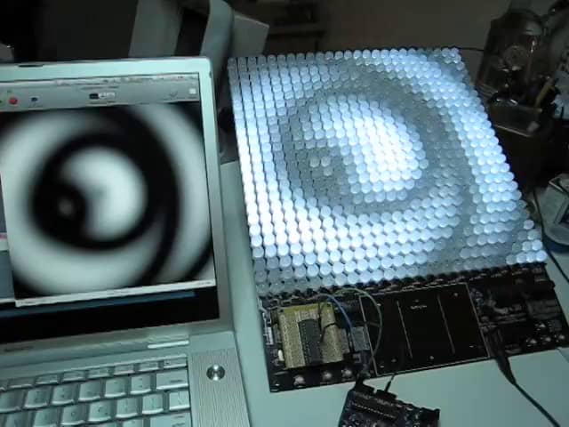 Quartz Composer -> Arduino -> Peggy 2.0 LED display using I2C/TWI on Vimeo