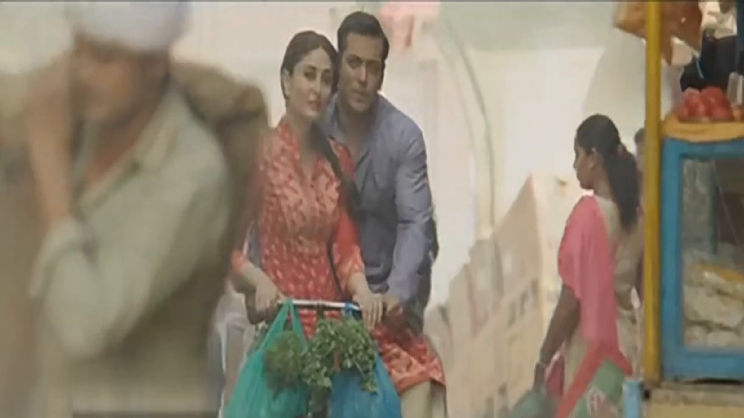 'Tu Chahiye' VIDEO Song | Atif Aslam | Bajrangi Bhaijaan | Salman Khan, Kareena Kapoor
