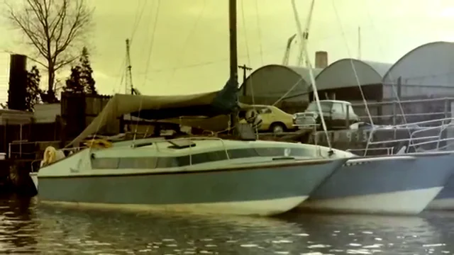 Captain Clive Kelly The Triamaran story Built my own and sailed around ...