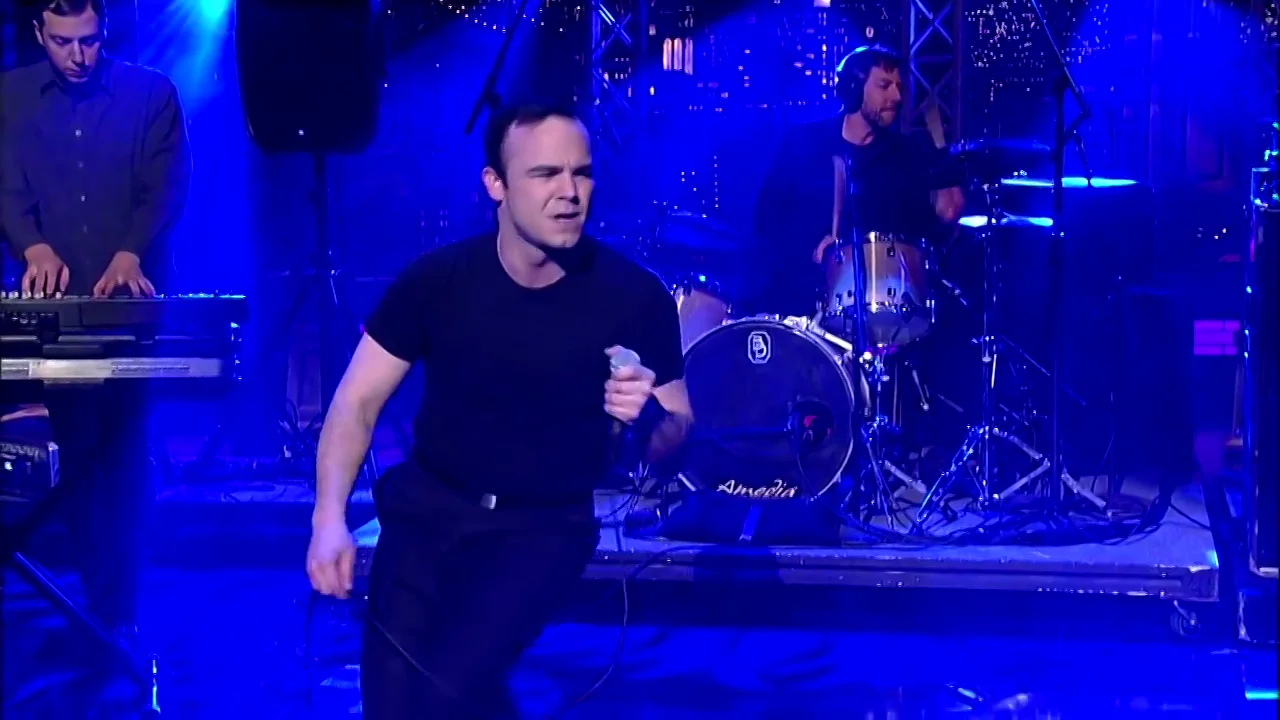 David Letterman - Future Islands Seasons (Waiting On You)