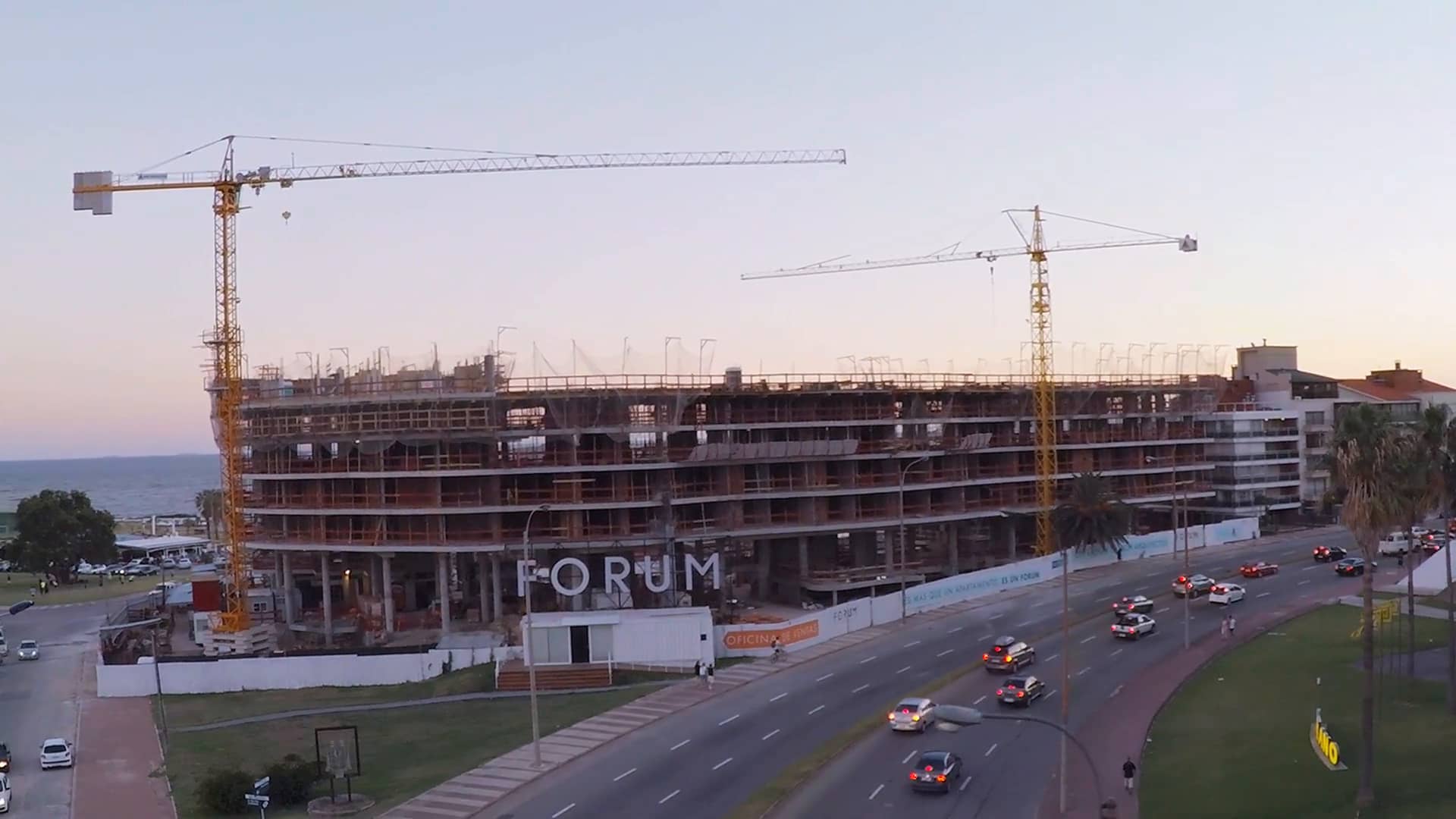 EDIFIICIO FORUM Puerto del Buceo on Vimeo