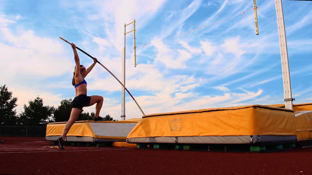 Lindsay Carbone Division I pole vaulter on Vimeo