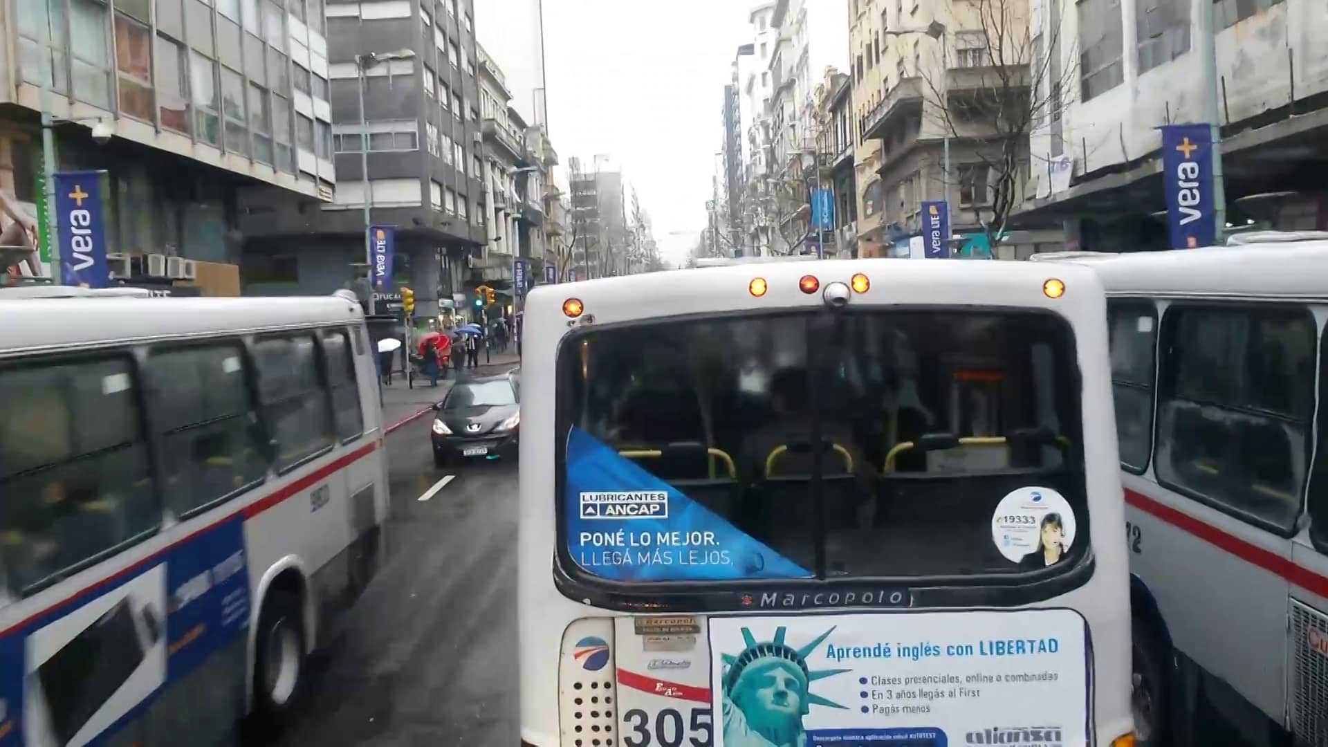 Montevideo desde un bus turístico on Vimeo