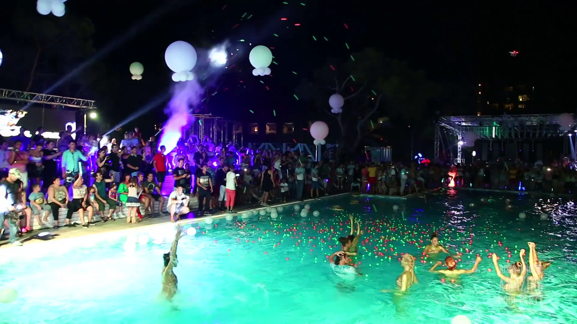 Amazing Night Pool Party