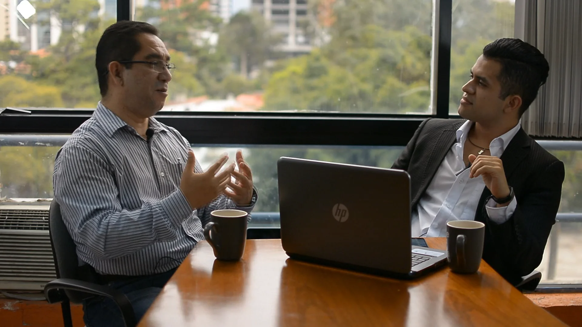 ENTREVISTA GABRIEL BLANCO Y EDWIN AMAYA on Vimeo