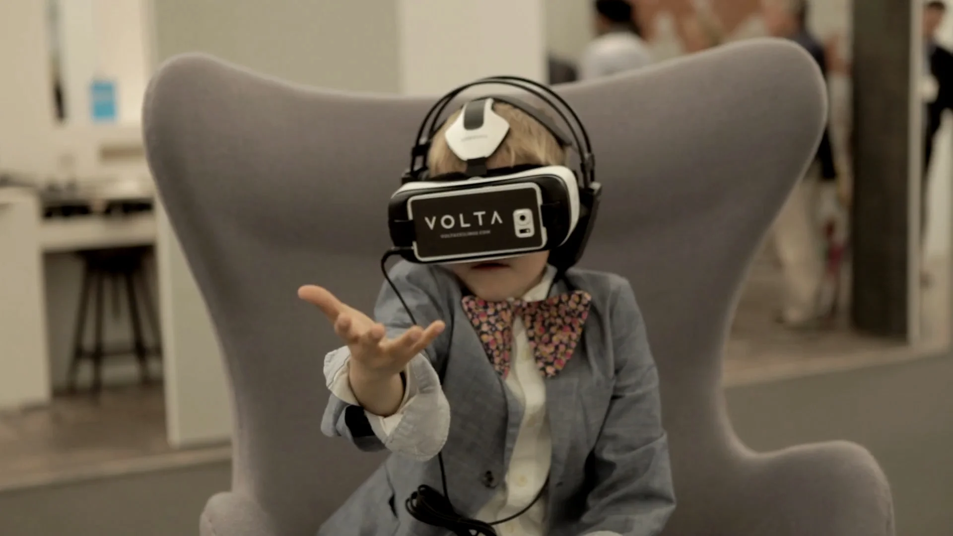 Volta Ceilings' Virtual Reality at Decorex on Vimeo