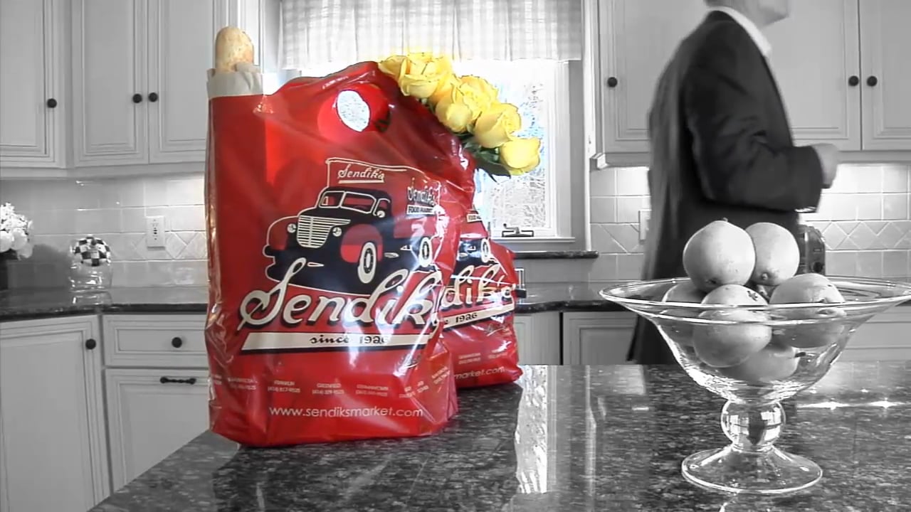 Sendiks-Red Bag on Vimeo